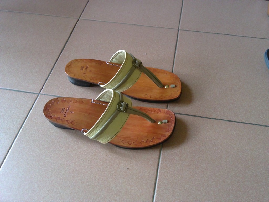 A Malaysian Man: Hand-made Capal for Eid Ul Fitr